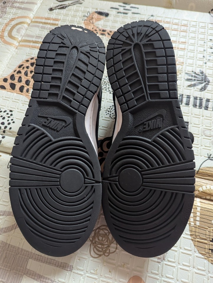 Womens Nike Panda Dunks Low Black/White Used Okay Condition Size UK6 ...