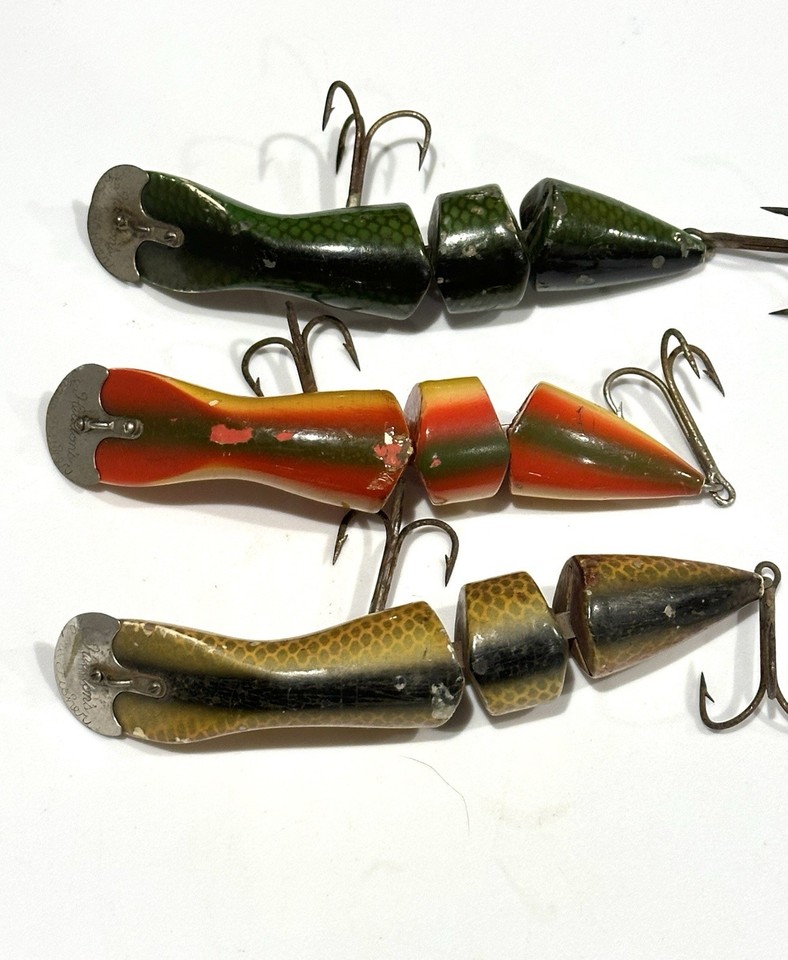3 diff. vintage Heddon Gamefisher old wood fishing lure lot tackle box ...
