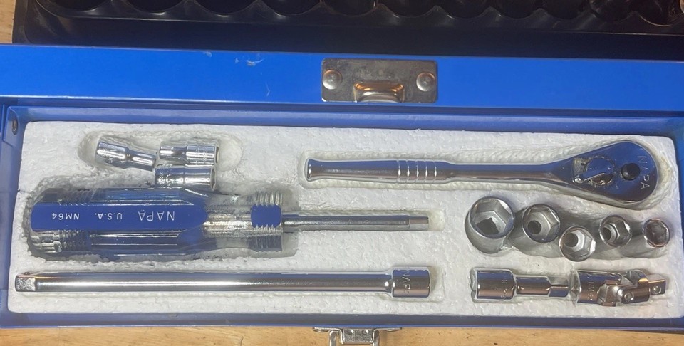 USA NAPA TOOLS Boxed Set Ratchet Extensions Universal Sockets 1/4 ...