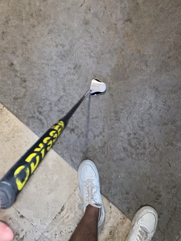 Odyssey’s R Ball Putter | eBay