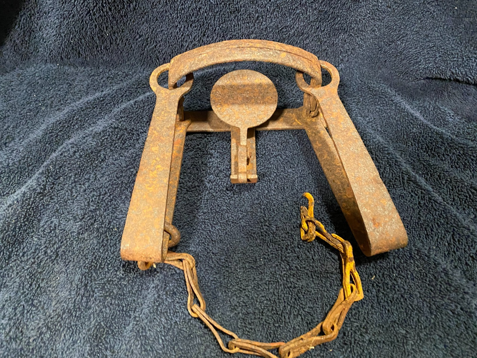 Vintage Victor No 2 Stamped Jaws Double Long Spring Trap Trapping ...