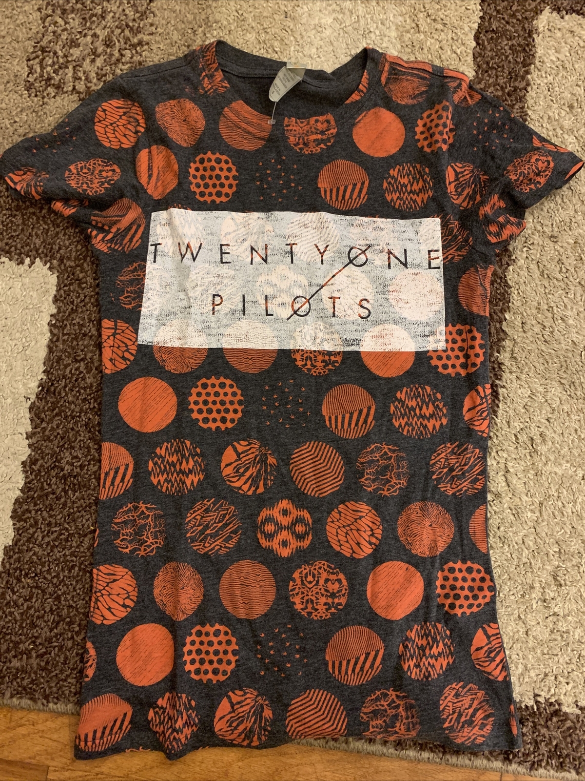 Twenty One Pilots Blurry Face Circle Graphic Black T-… - Gem