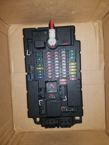 2007-2013 MINI COOPER S R56 POWER DISTRIBUTION FUSE JUNCTION BOX JBE ...