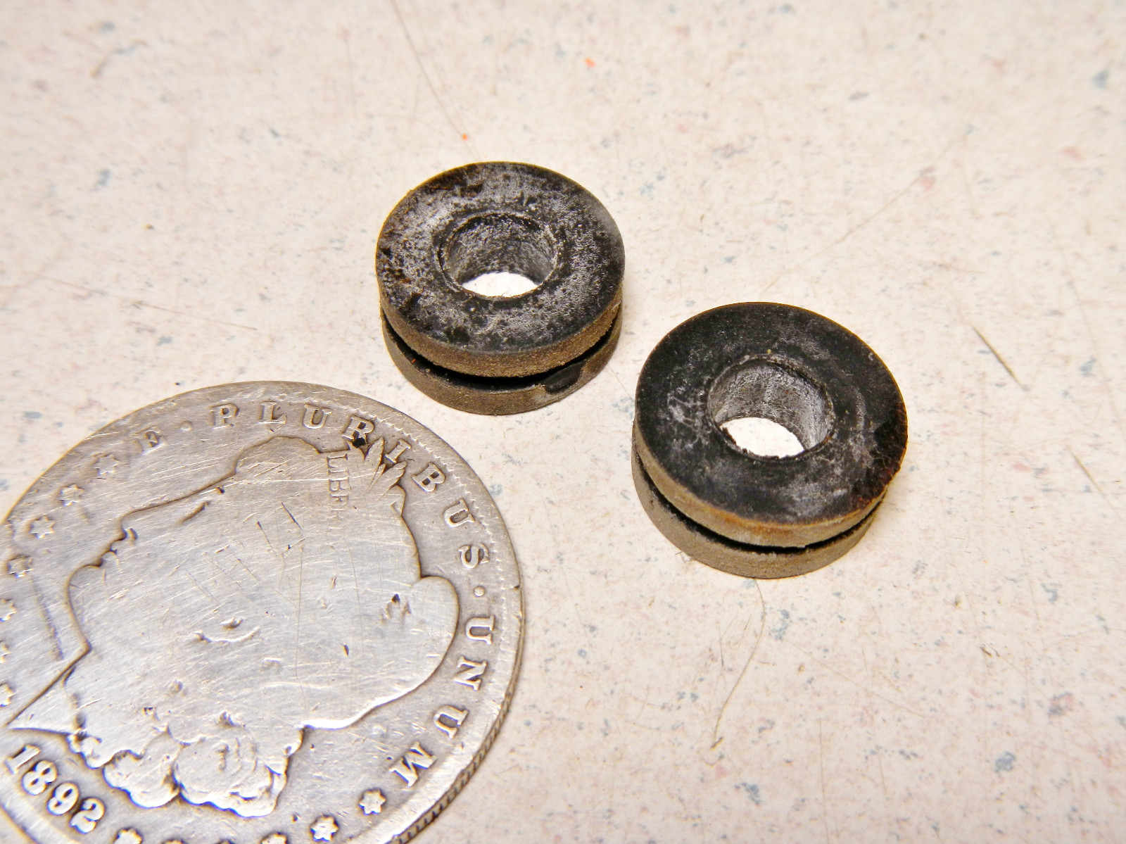 72 HONDA CB350F FOUR REGULATOR UNIT MOUNTING BUSHINGS | eBay