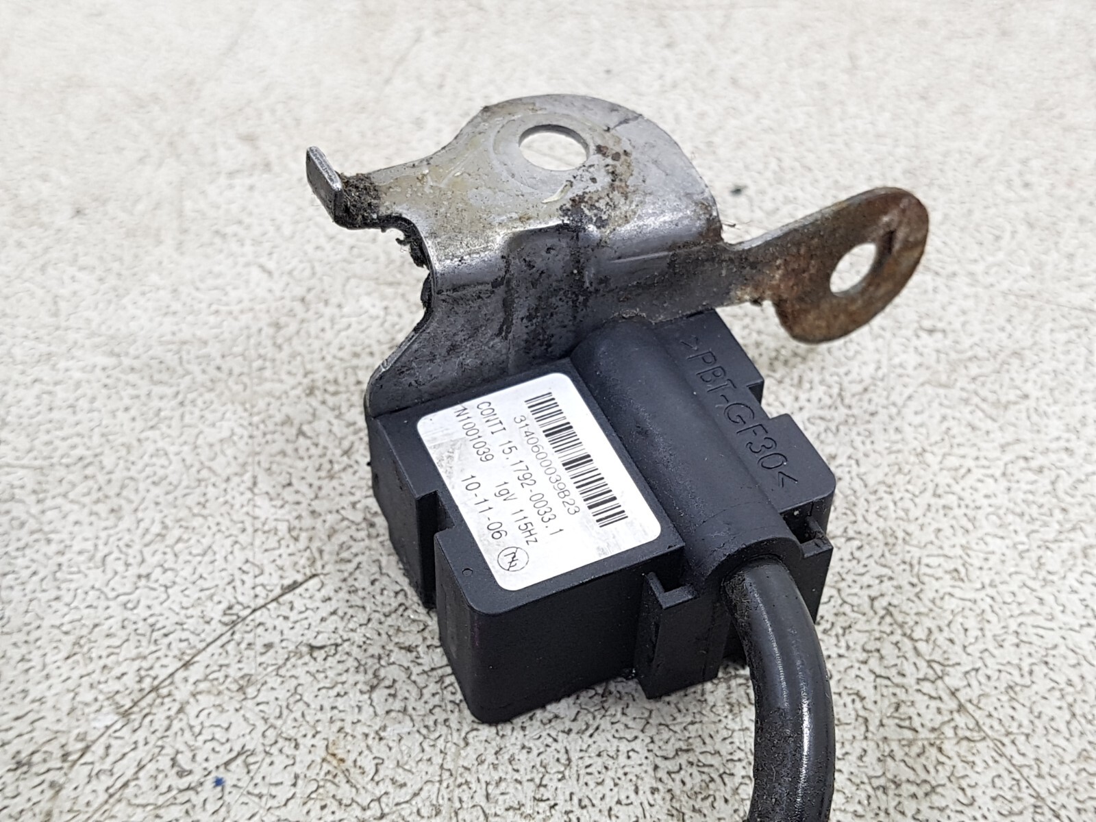 Audi Q7 S Line 2005 to 2015 Acceleration Sensor 7L0907673D OEM for sale ...