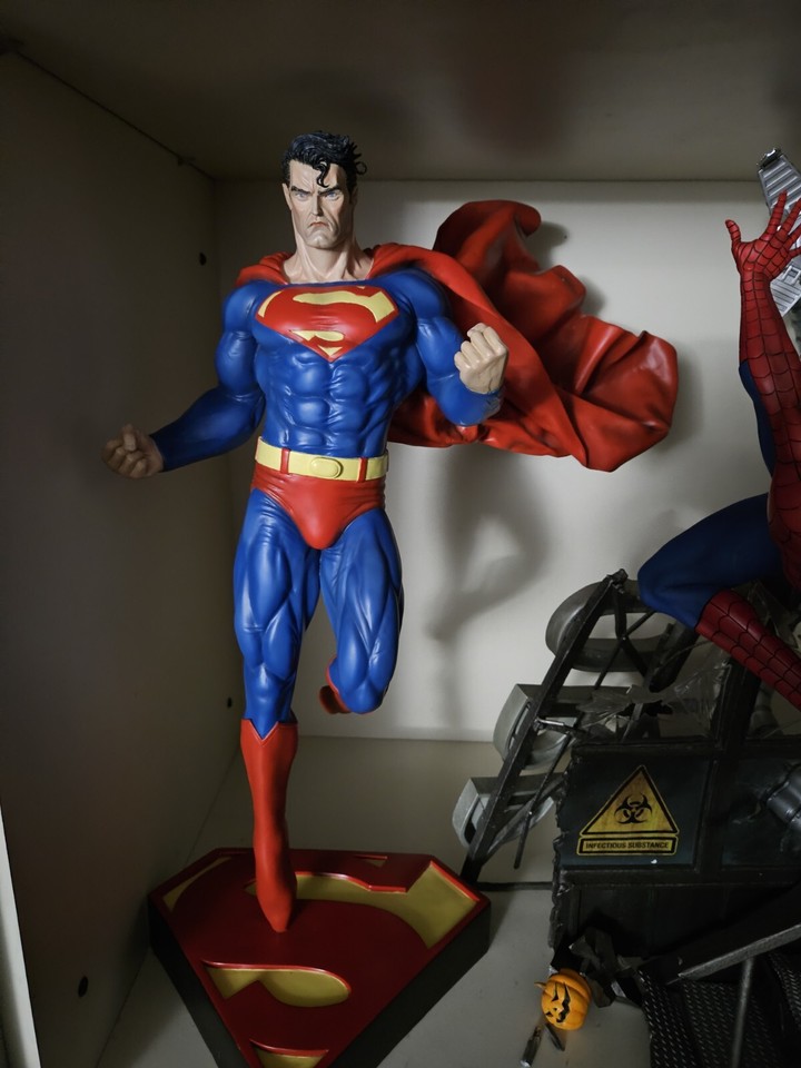 Rare Custom Superman Statue 1/4 Scale Artist Simon Davantes | eBay