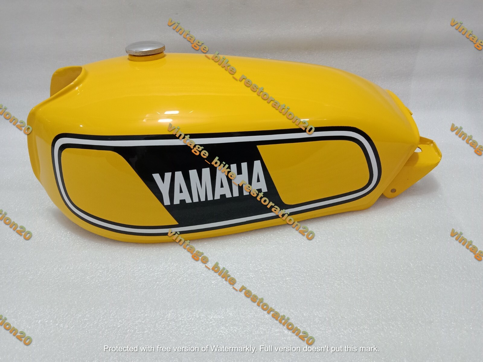 Yamaha 250 DT DT250 Endur Yellow Painted Steel Petrol Tank Model 1977 ...
