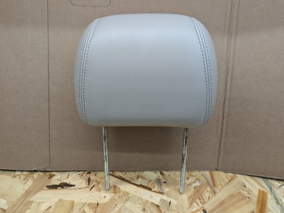 03 04 05 06 Front Seat Headrest Chevy Silverado Sierra Tahoe Yukon ...