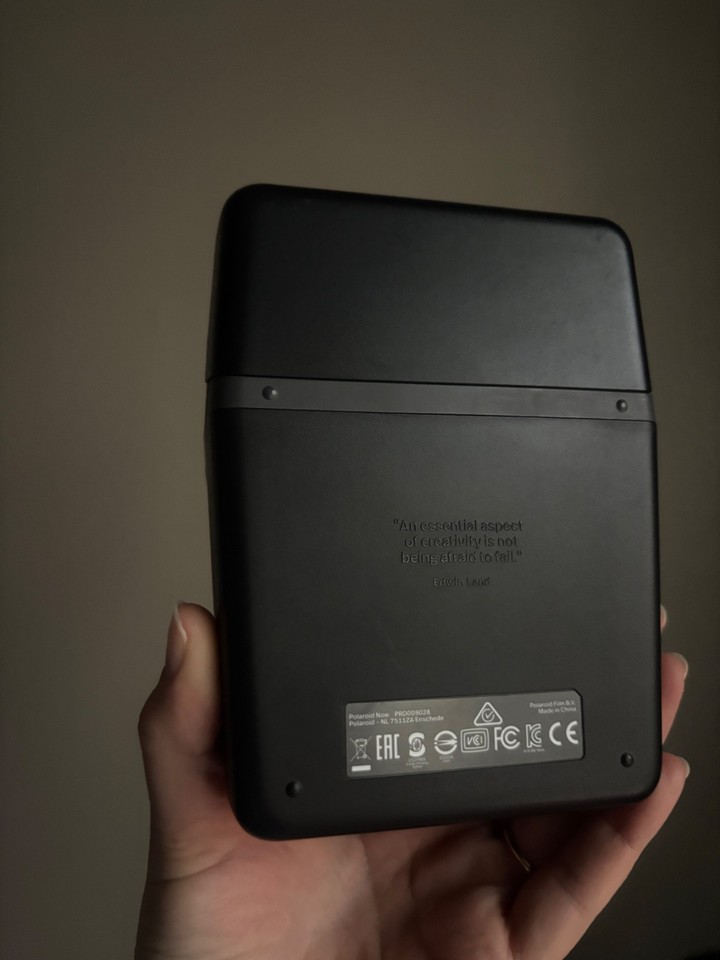 Polaroid Now 2nd Generation I-Type Instant Film Camera Black & Dark ...