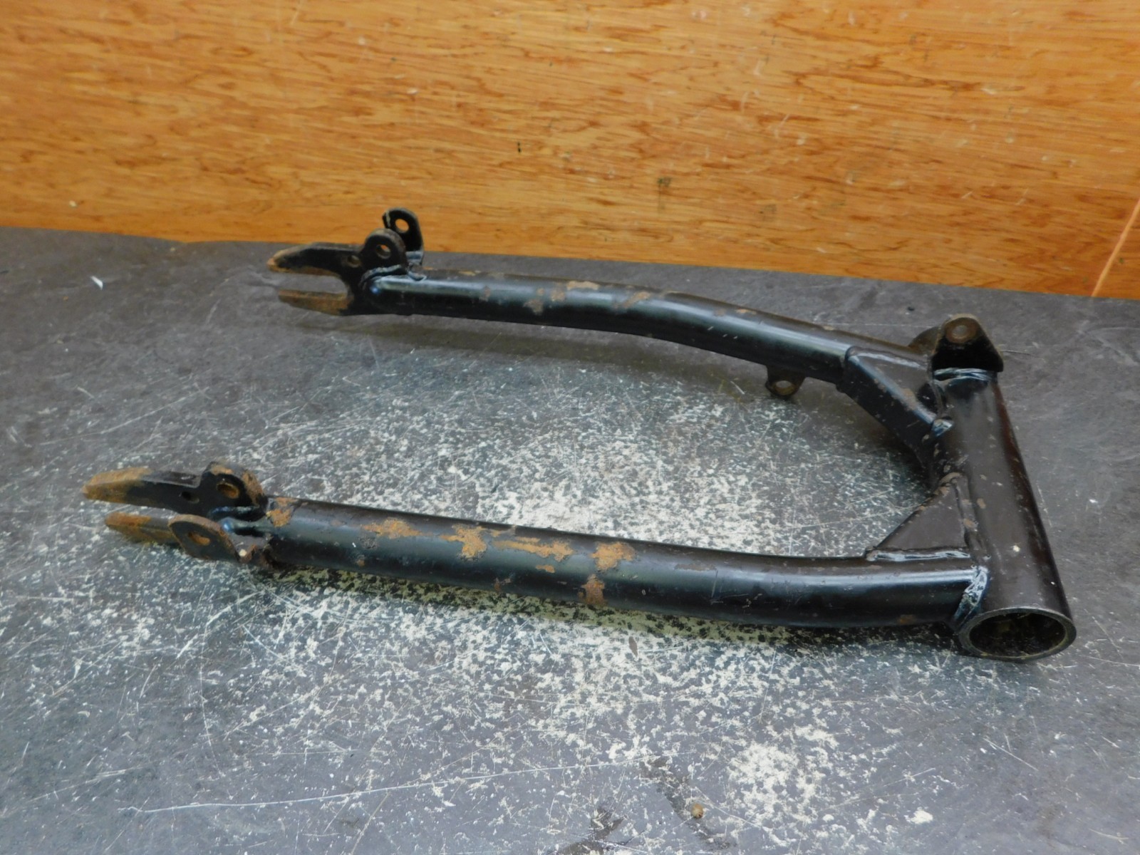 Triumph T150 T120 650 750 Trident Swing arm #6 1315 | eBay