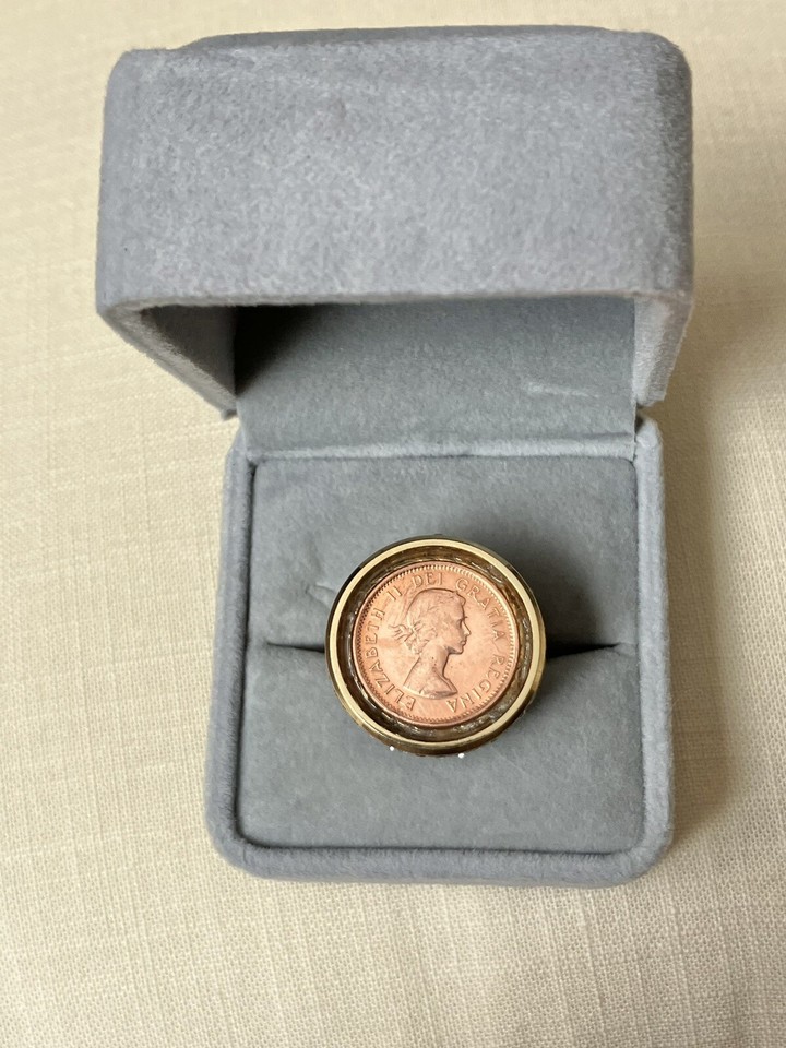 Handmade SS/Gold/Cubic Zirconia Royal Queen Elizabeth II Penny Coin ...