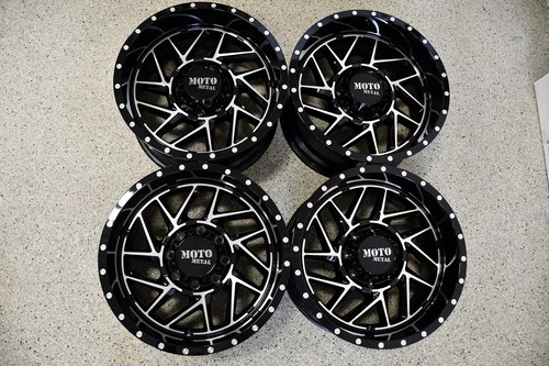 Set 4 Moto Metal MO985 Breakout 16x8 5x4.5 Gloss Black Machined Wheels ...
