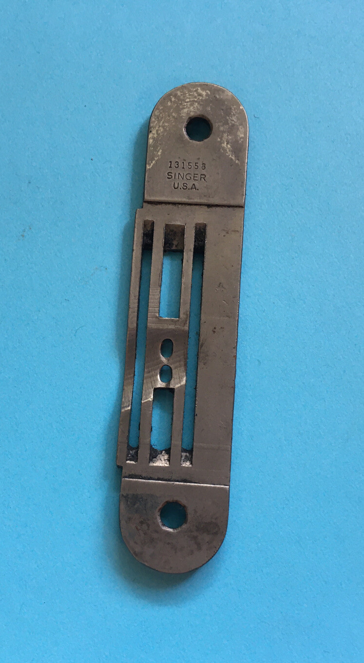 *USED* 131558-SINGER THROAT PLATE-FOR SEWING MACHINES *FREE SHIPPING ...