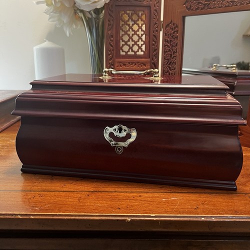 Vintage Bombay Company Mahogany Jewelry Box Velvet Lined With Keys | eBay