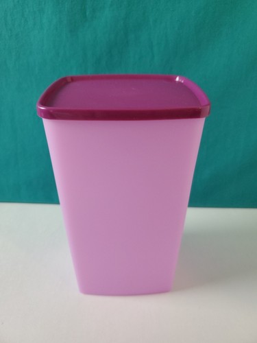 Tupperware Square Round Container 8 cup Purple freeze | eBay