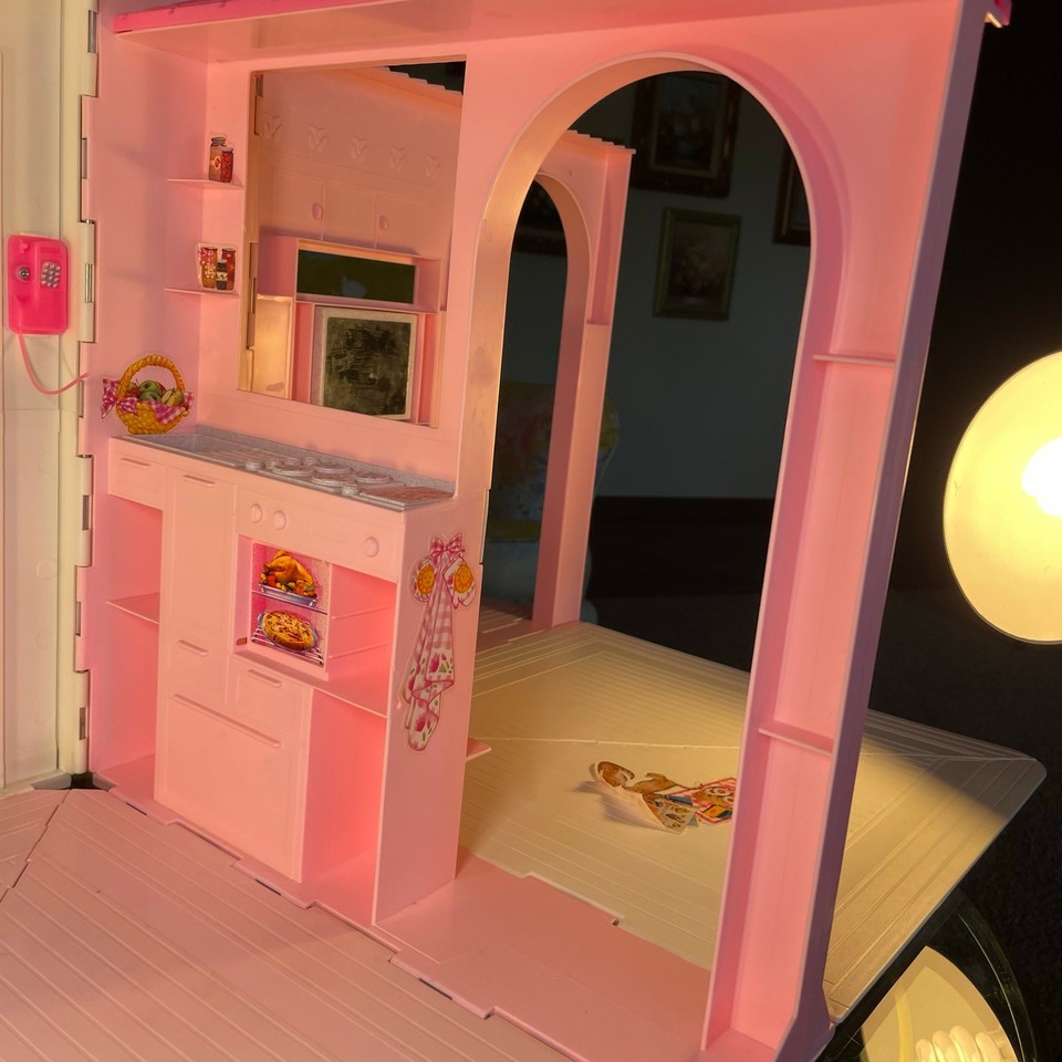 1996 Folding Pretty Barbie House | eBay