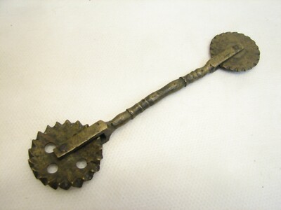 Vintage Brass Pie Crimper Dough Cutter Primitive Kitchen Tool Dual ...