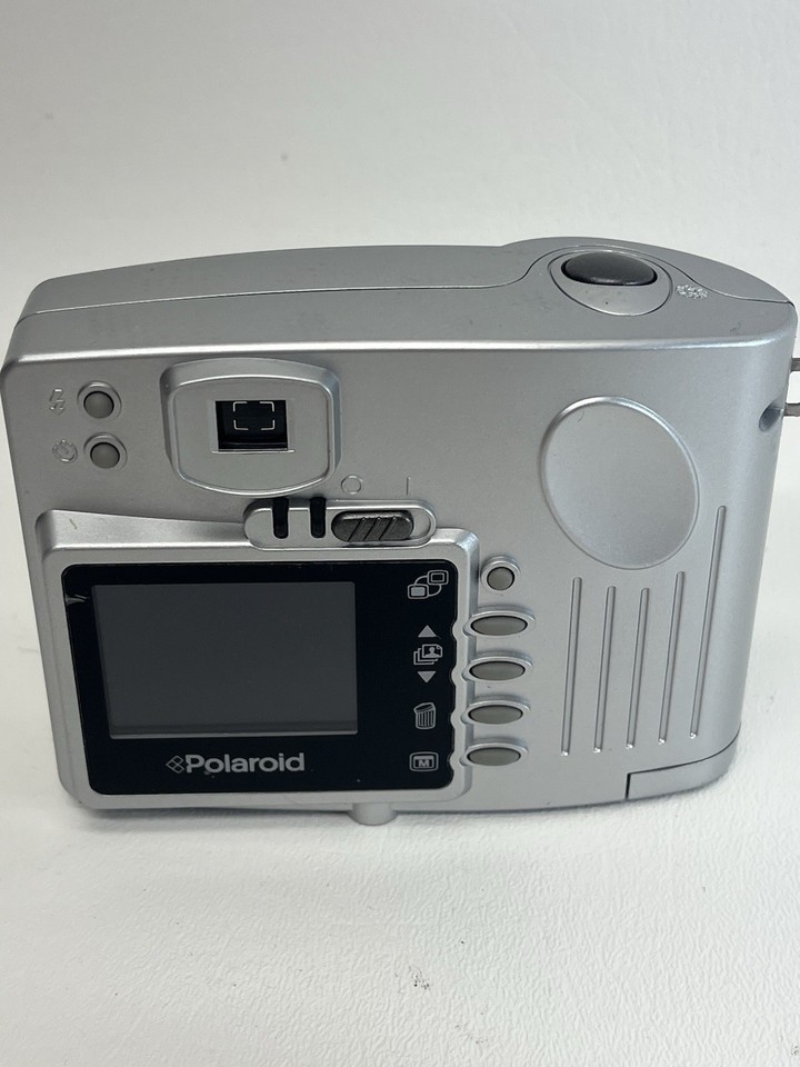Polaroid PhotoMAX FUN Flash 640 0.4MP Digital Camera Silver Tested ...