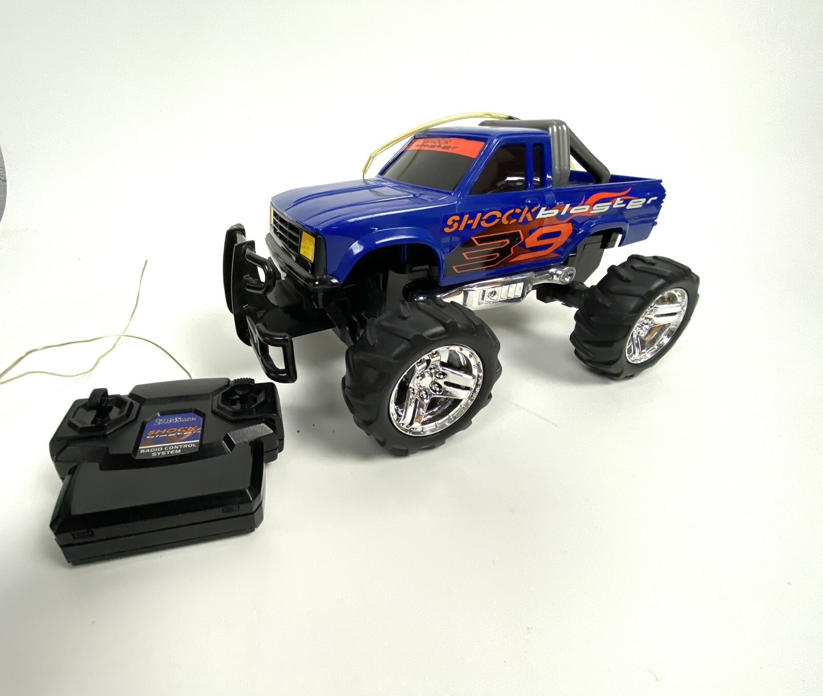 Vtg Shock Blaster Radio remote control R/C truck 39 4WD Radio Shack ...