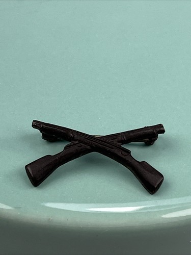 WWI Military Army Infantry Crossed Rifle Pin Regiment Antique Militaria ...