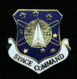 US AIR FORCE SPACE Command AFSC LAPEL HAT PIN UP PETERSON AFB USAF ...