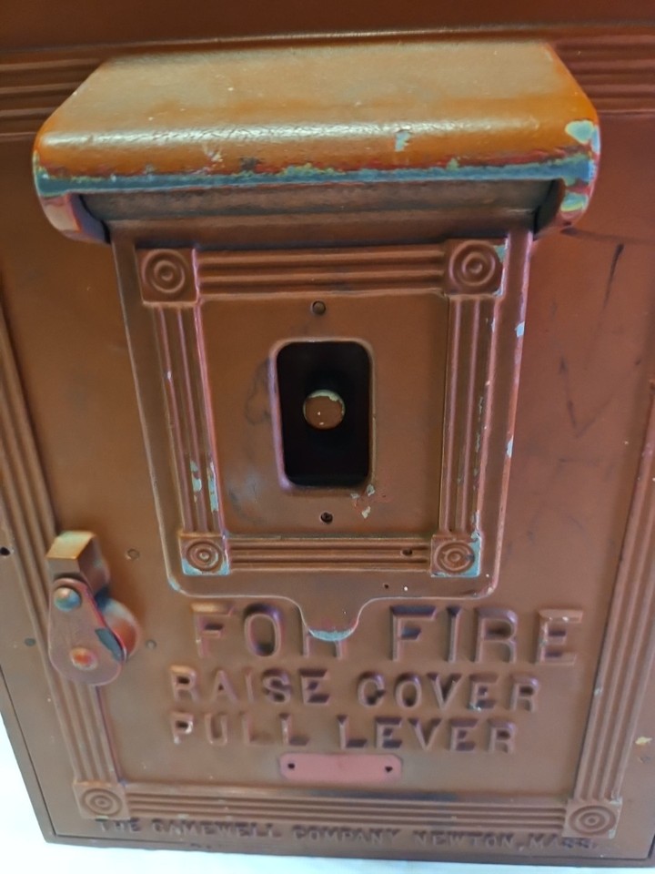 VINTAGE THE GAMEWELL COMPANY FIRE ALARM PULL DOWN CALL BOX | eBay