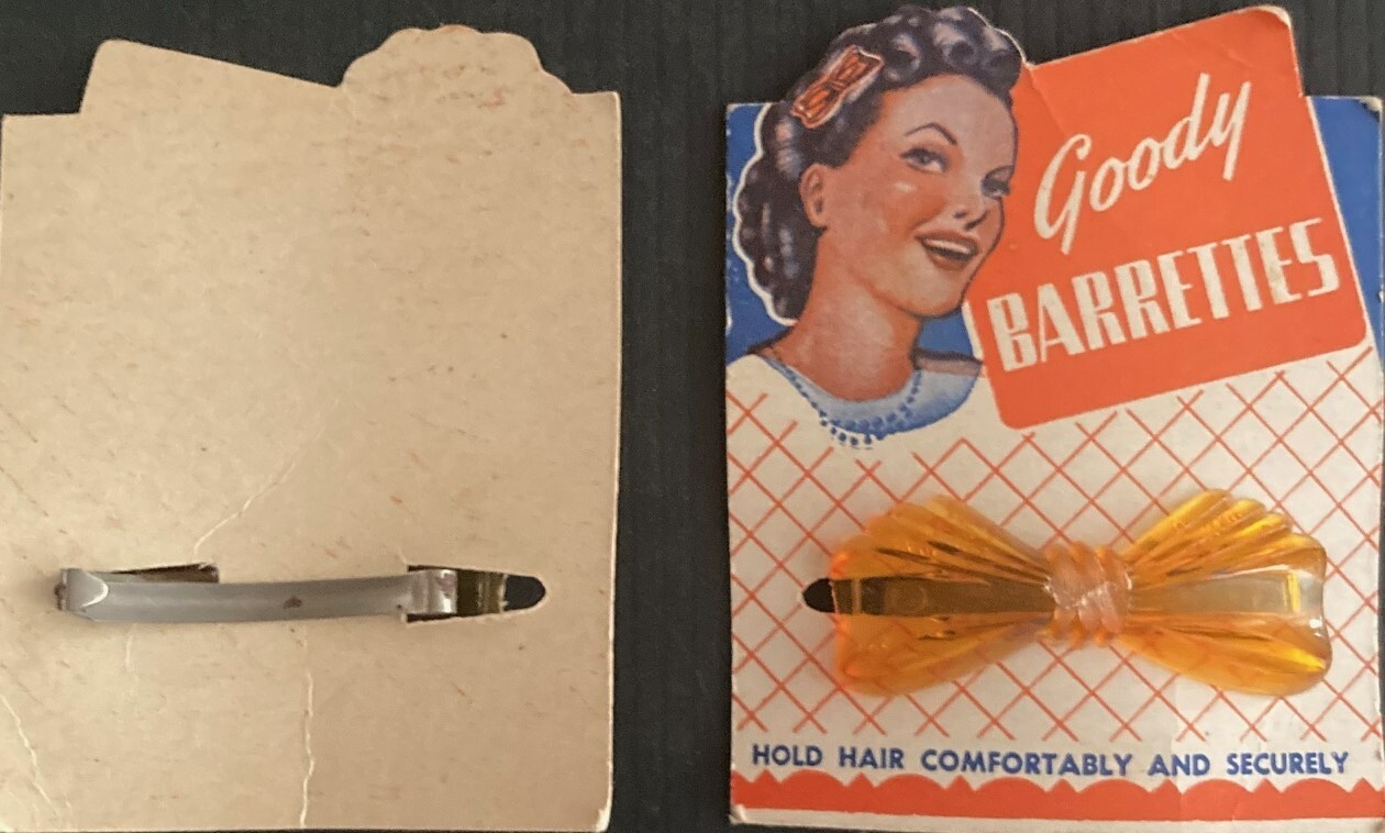 Carded Goody Barrette on Display Card Superb Image of a Beautiful Lady ...