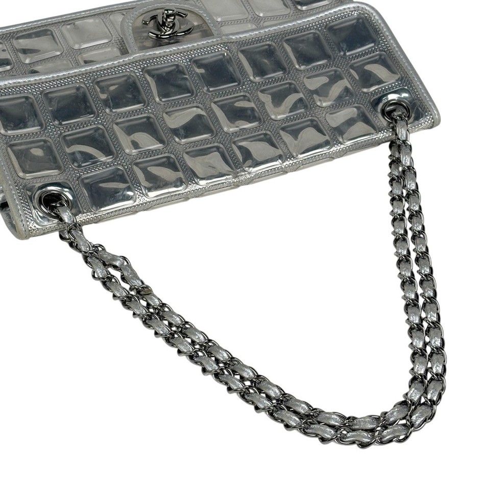 CHANEL Ice Cube Chain Shoulder Bag (Interlocking) CC logo Matelasse ...