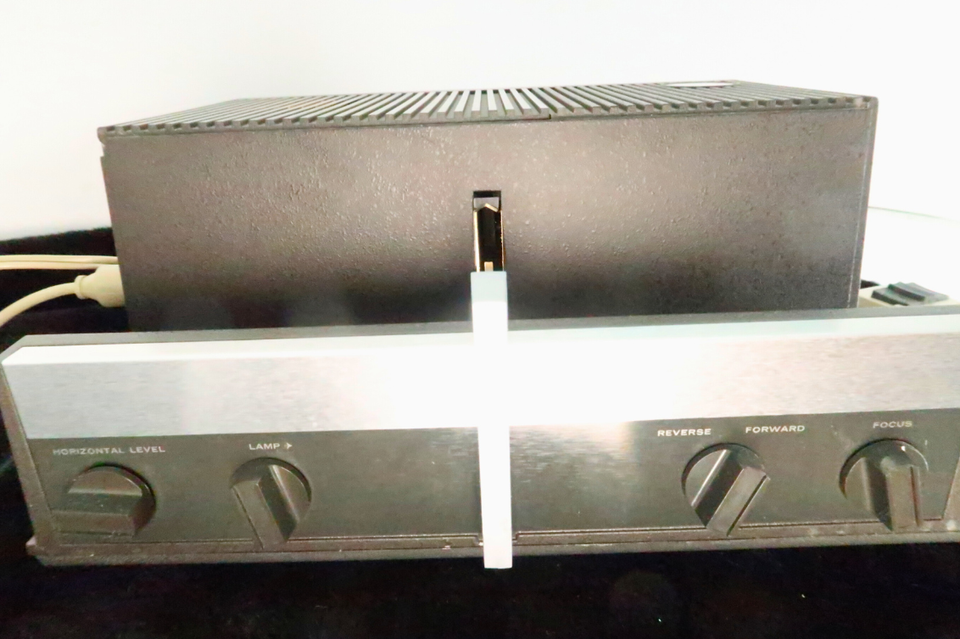 Vintage Sawyer’s Model 550R 2x2 Slide Projector 1960s–70s Manual ...