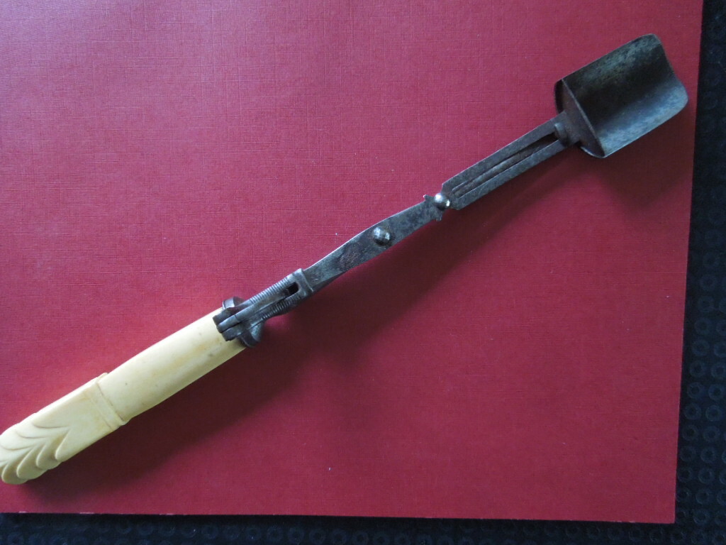 J2704 ANTIQUE IRON EARLY 1820-30 STILTON SCOOP CHEESE TOOL SEE DESCRIP ...