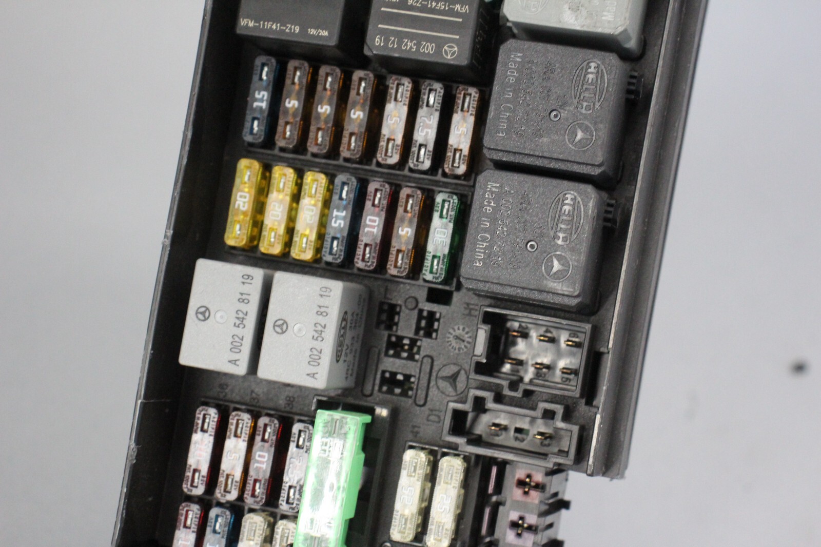 07-12 Mercedes X164 GL450 Rear SAM Fuse Relay Box Assembly 2055072426 ...