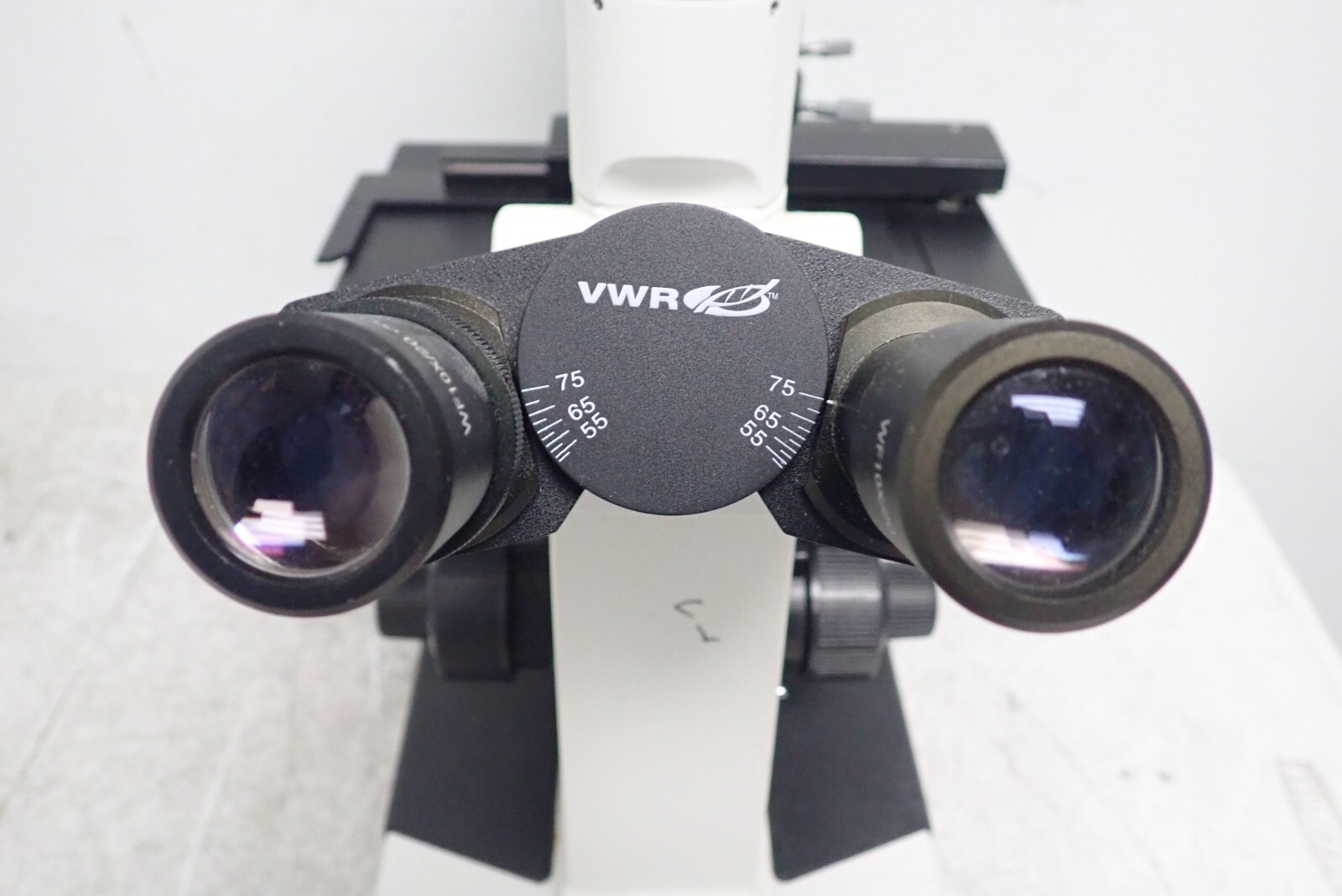 VWR Vista Vision Epifluorescent Inverted Trinocular Microscope with 5 ...