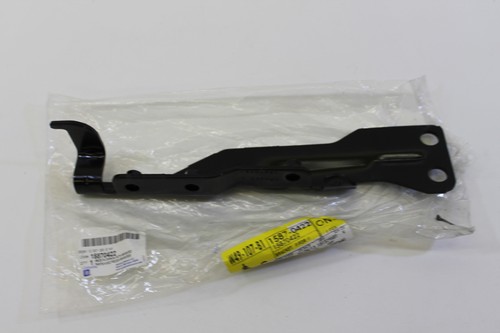 13-14 Chevy Avalanche Silverado Sierra GM OEM-Fender Upper Bracket Left ...