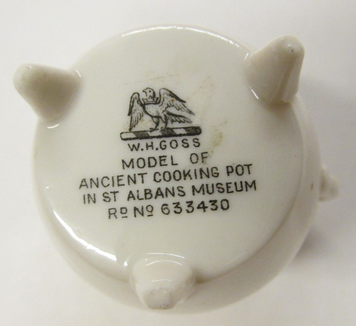 VINTAGE W.H. GOSS CHINA SEPIA TONE ANCIENT COOKING POT FIGURINE RARE ...