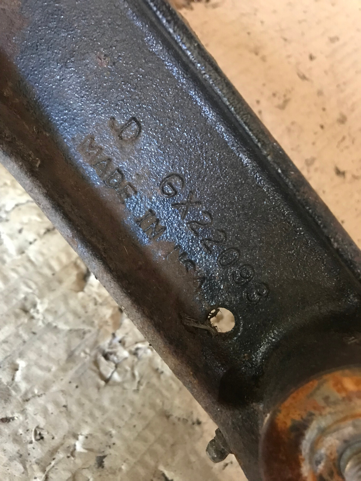 OEM John Deere Lawn Mower Front Axle & Spindles GX22093 LA125 LA130 ...