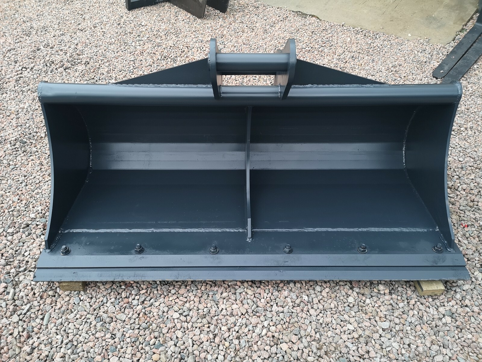 6ft Titus Grading Ditching Bucket. 65mm Pins Double Edge | eBay UK