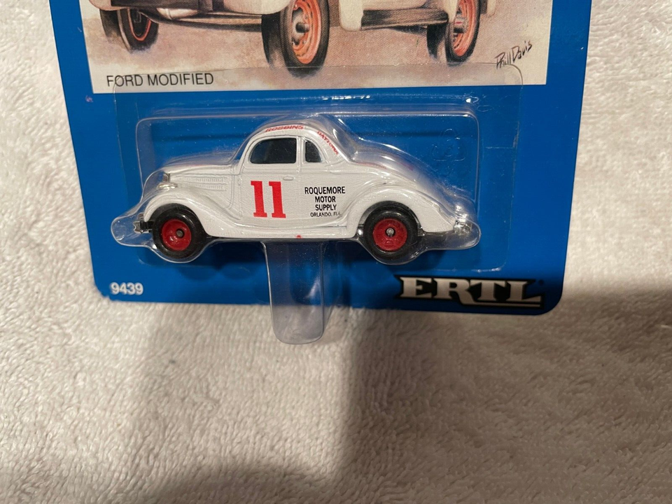 1/64 ERTL #11 FIREBALL ROBERTS /36 FORD NASCAR MODIFIED RACE CAR | eBay