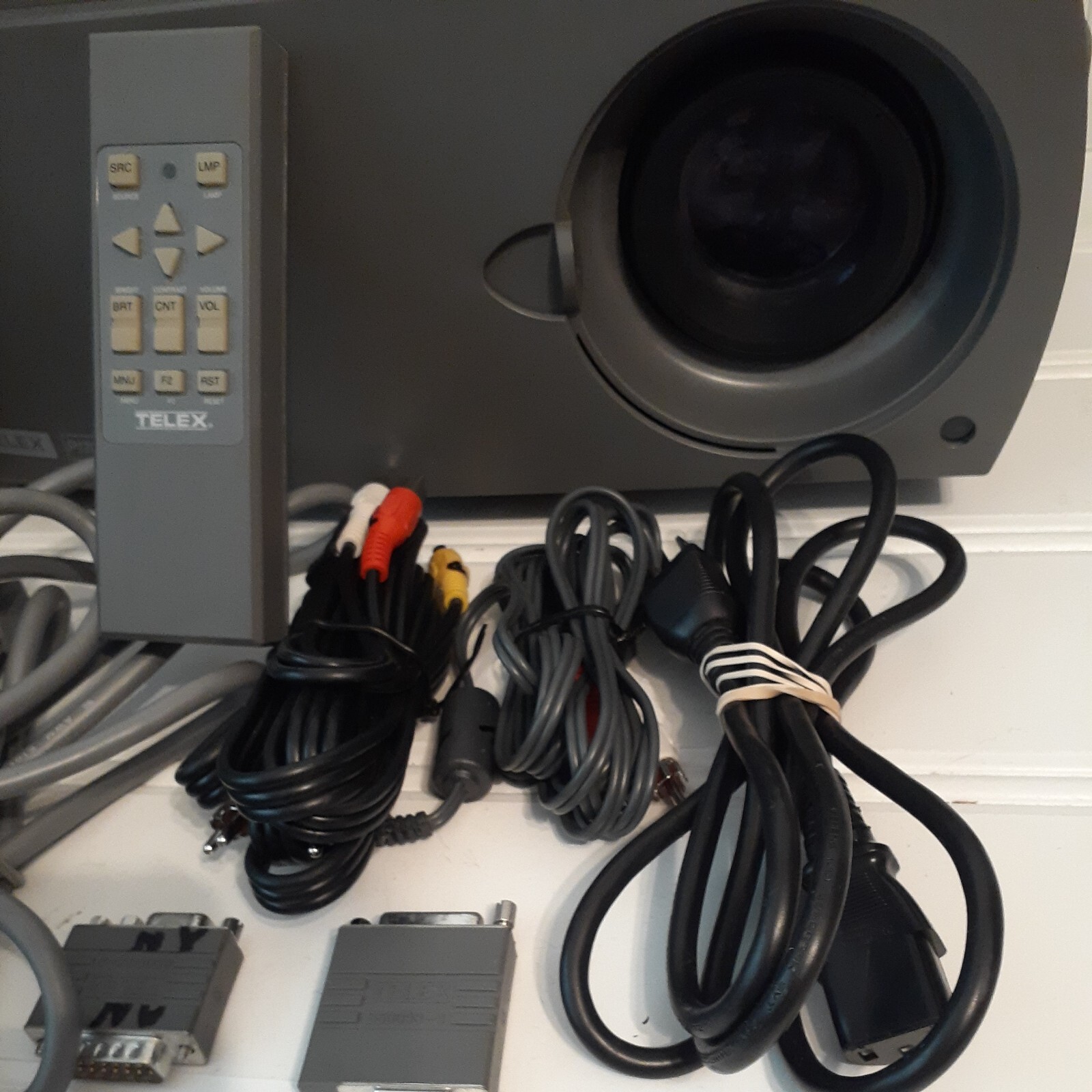 Telex MagnaByte P170v LCD Projector W/Padded Carrying Case Tested Pre ...