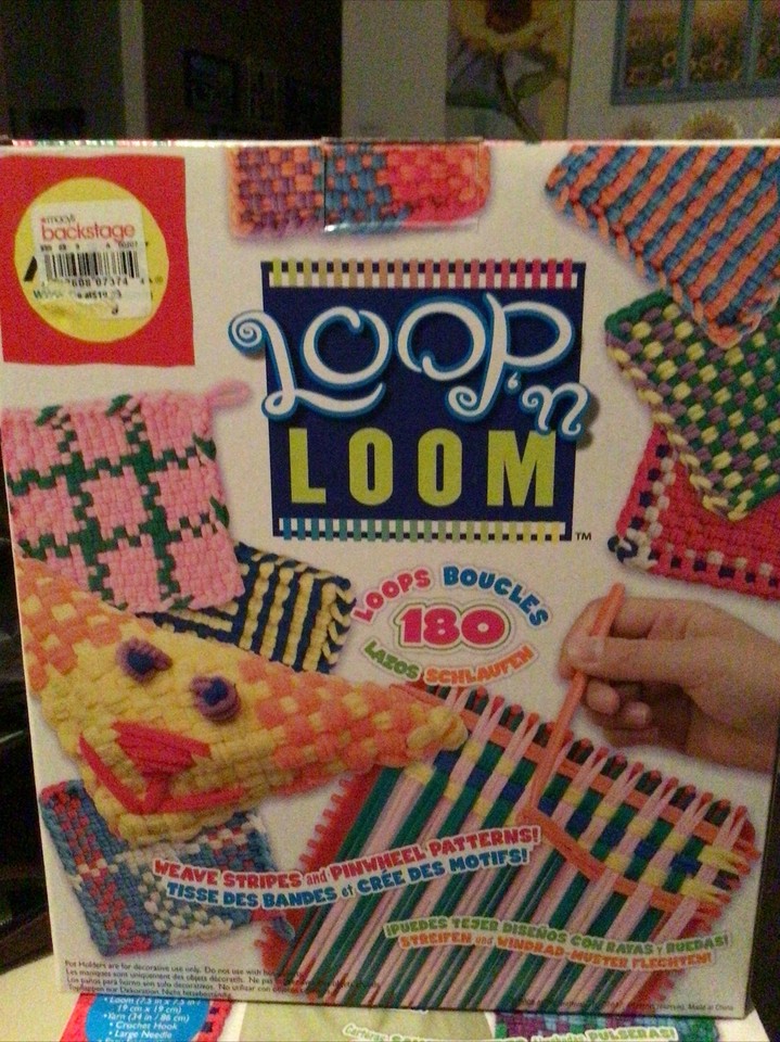 ALEX Toys Craft Loop 'N Loom Make Purses Bracelets Pot Holders and More ...