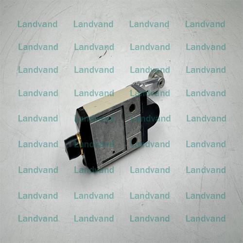 1PC NEW Omron Limit switch D4CC-4024 | eBay