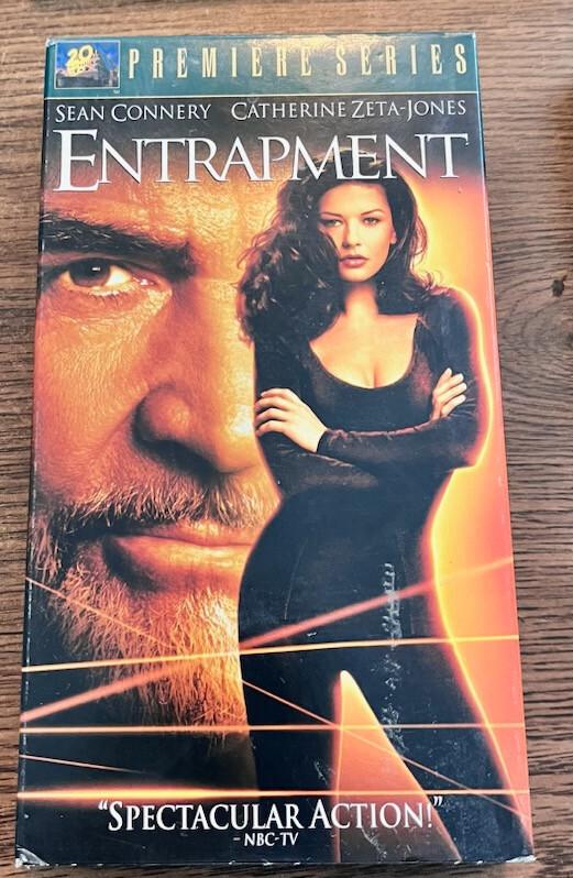 Entrapment VHS 1999 Sean Connery Catherine Zeta-Jones | eBay
