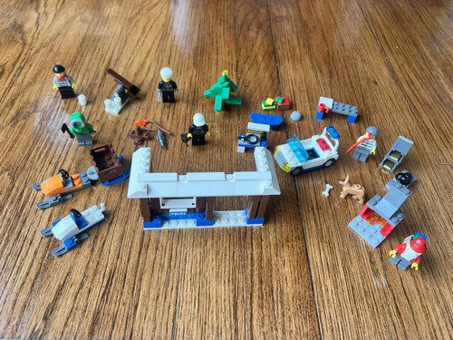 LEGO CITY: City Advent Calendar (7553) 100% Complete. No Box ...