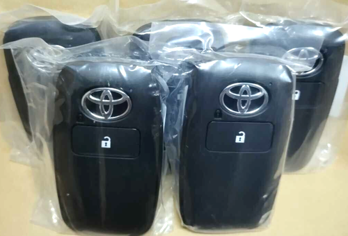 Toyota Raize Genuine Unregisted New 2 Button Smart Key 5 pcs OEM JDM ...