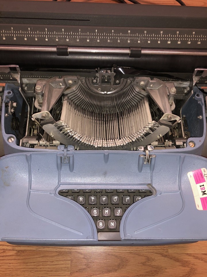 Vintage Antique IBM Model 41 C Executive Electric Typewriter Untested ...