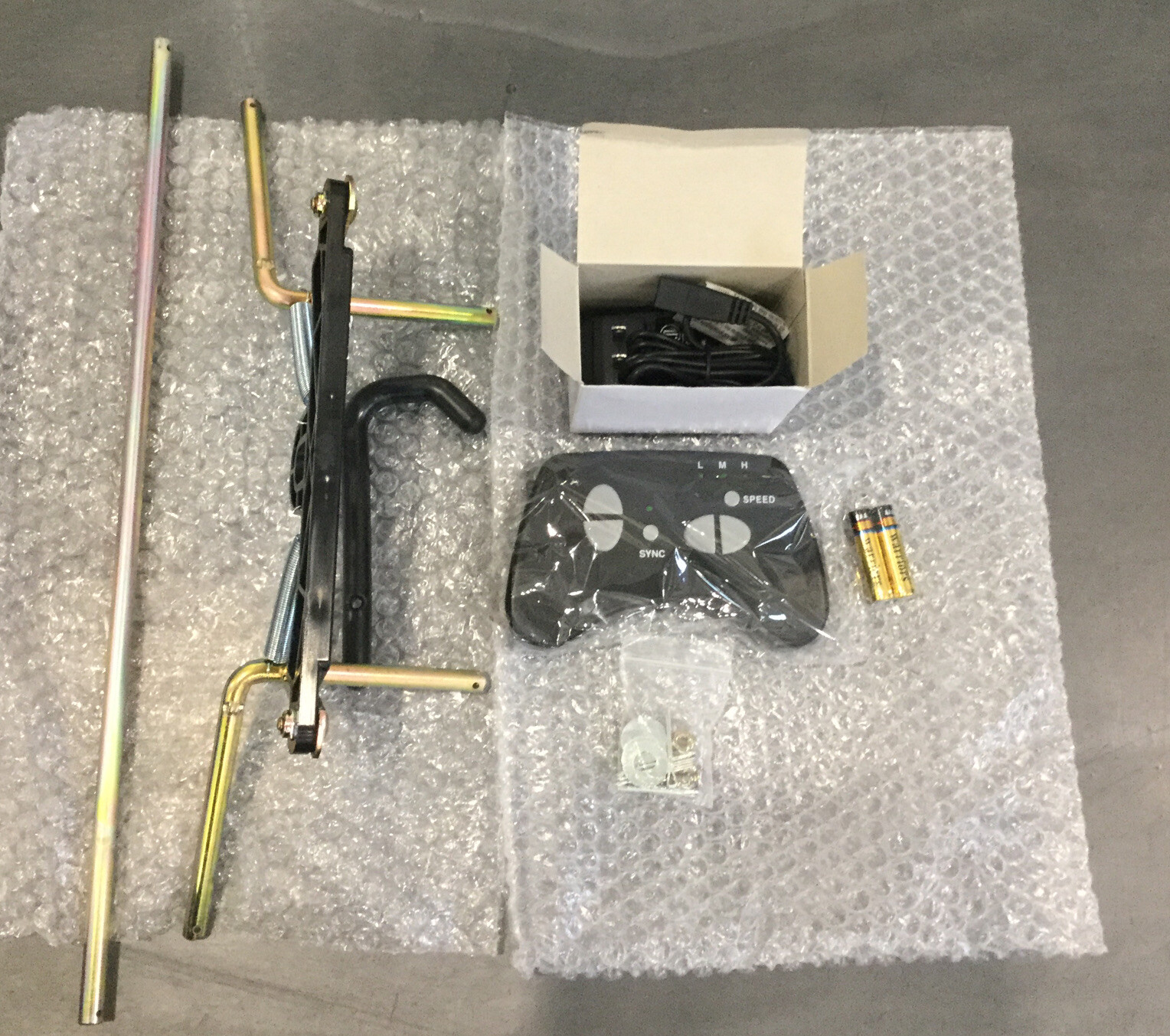 SNAP-ON TOOLS C3 COOLER BEVERAGE DELIVERY TRUCK W/ REMOTE BLUETOOTH ...