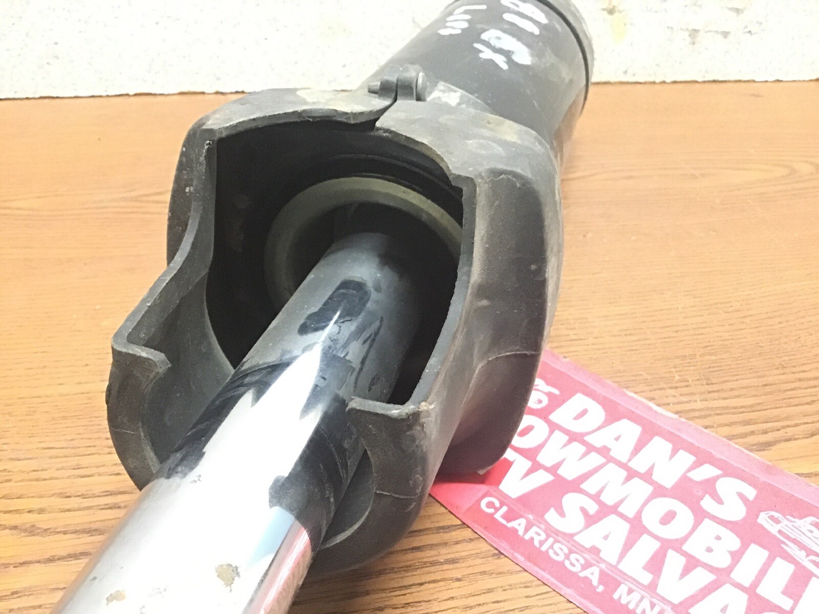 Shock Absorber & Housing Left Front # 84M-22401–00-00 Yamaha 1988 ...