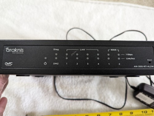 Araknis Networks 300 Series Dual-wan Gigabit VPN Router An-300-rt-4l2w ...