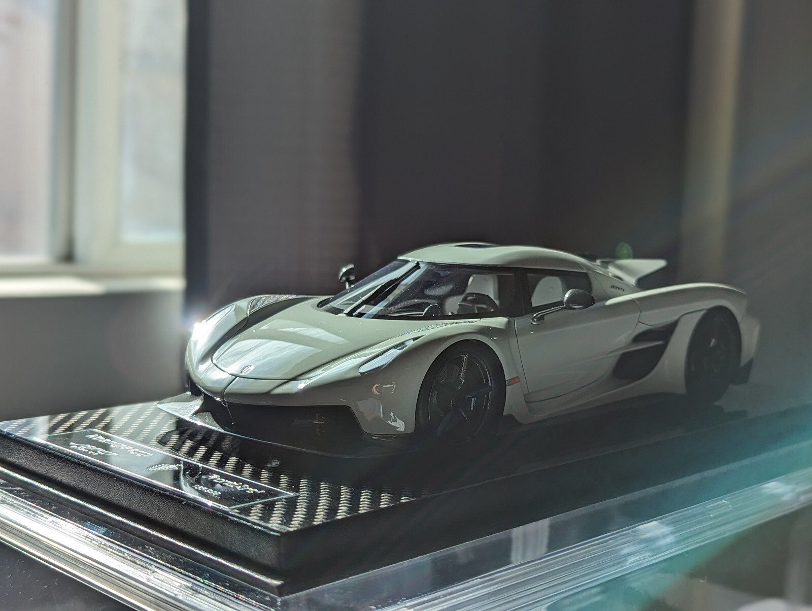 1/18 FrontiArt Koenigsegg Jesko Absolut in Grey Carbon Base | eBay