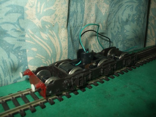 MAINLINE CLASS 45 BROWN NON POWERED BOGIE ONLY - No.6 | eBay UK