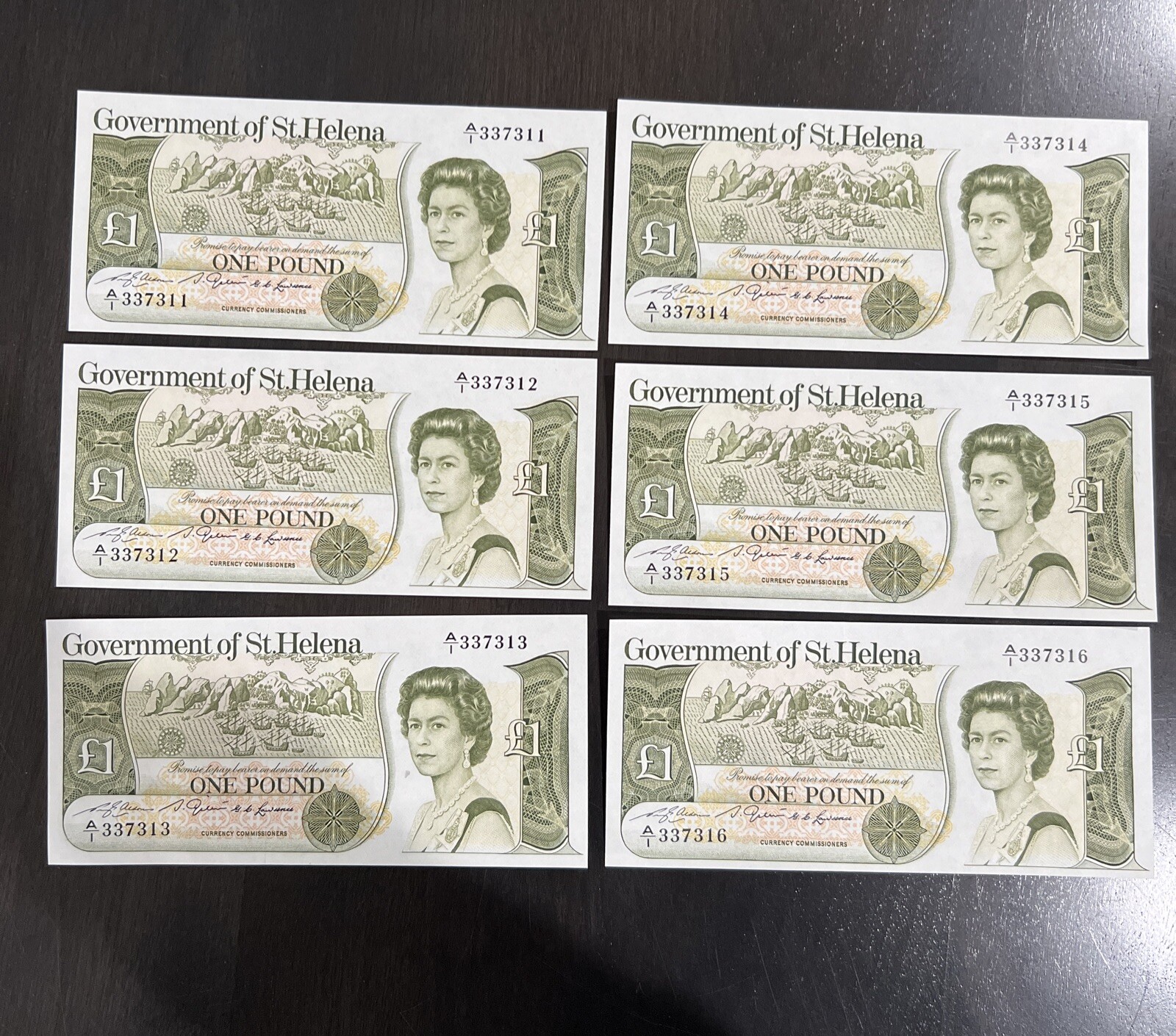 6 Lot- GOVERNMENT OF ST. HELENA ONE POUND BANK NOTES - CONSECUTIVE ...